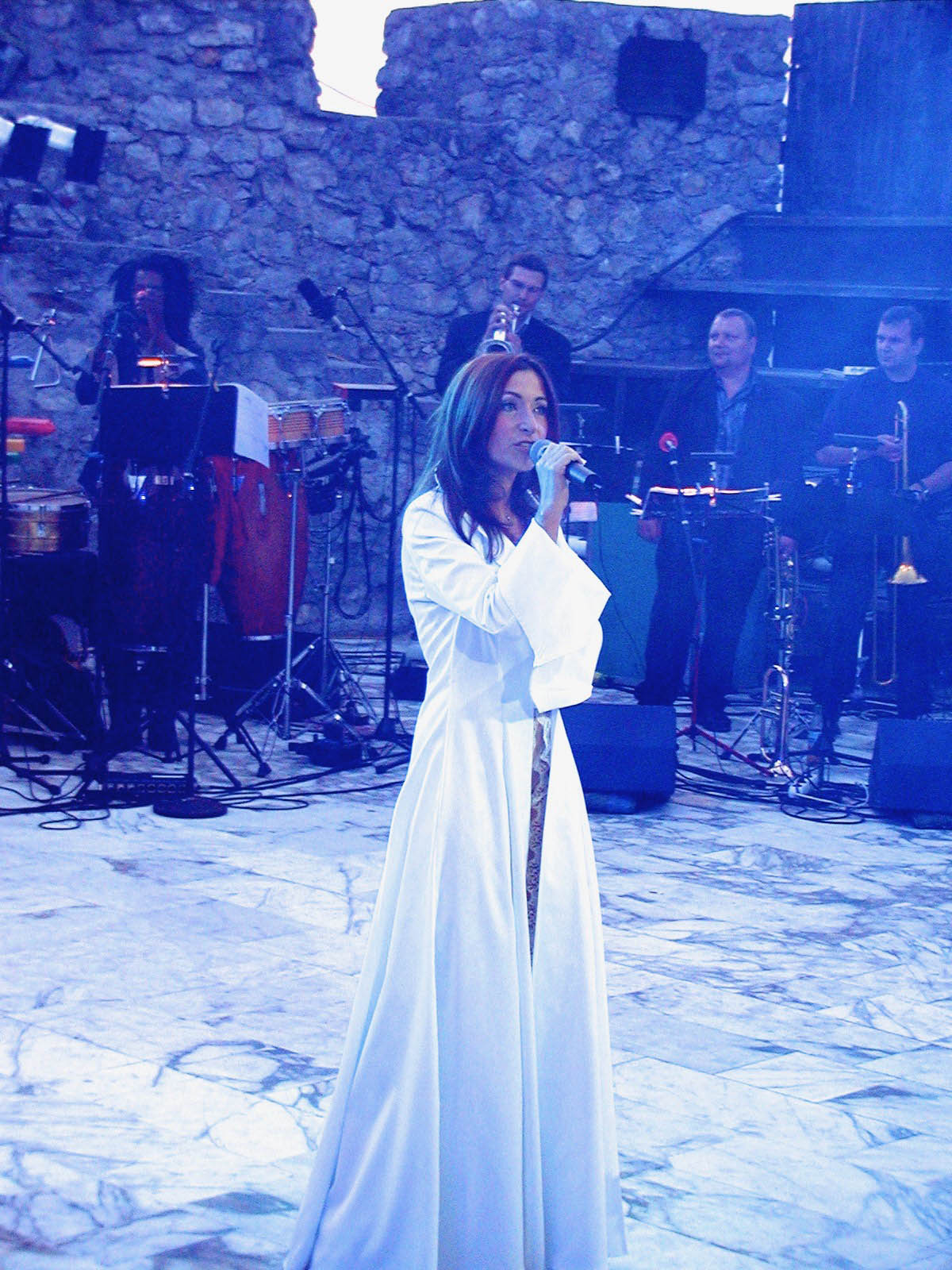 Sounds of Baghira kissing Latino – BAGHIRA ENTERTAINMENT